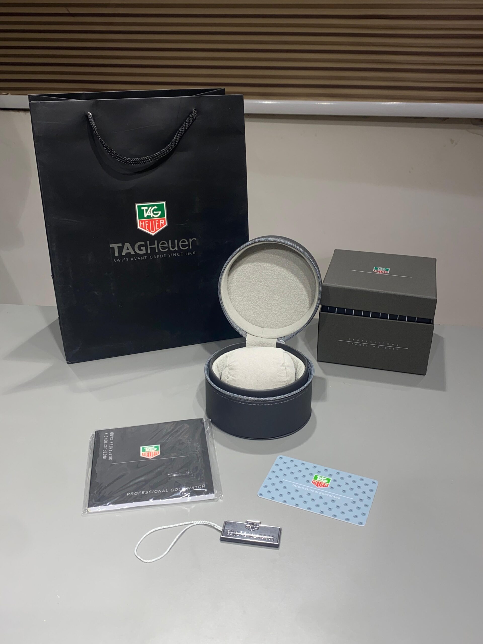 TAG heuer Box – Times Keepers